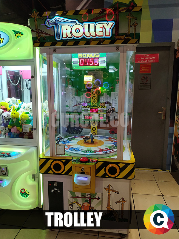 √ Membandingkan Mesin-Mesin Arcade Andalan Di FunWorld